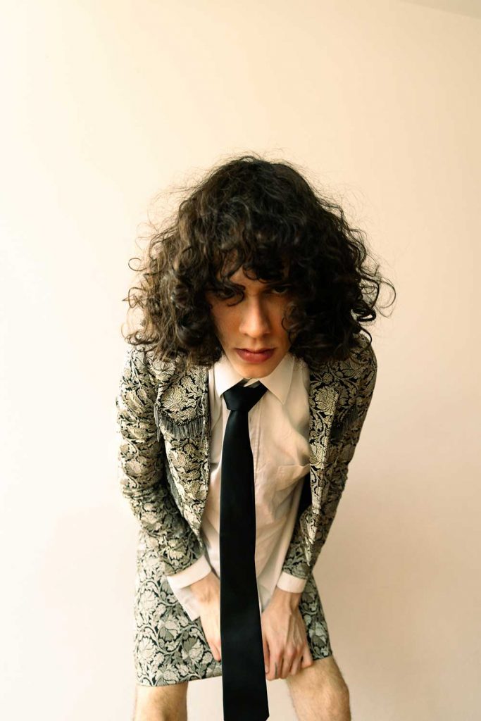 Shi Menegat: conheça a Renée jovem de “Elas por Elas” - CHNews