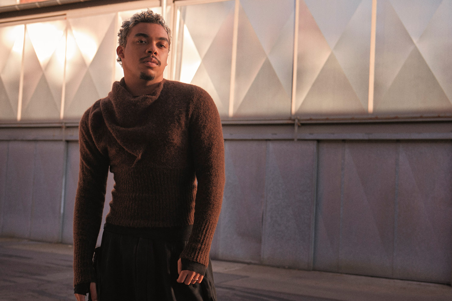 Bulgari celebra a Serpenti com o artista Gabriel Massan - CHNews