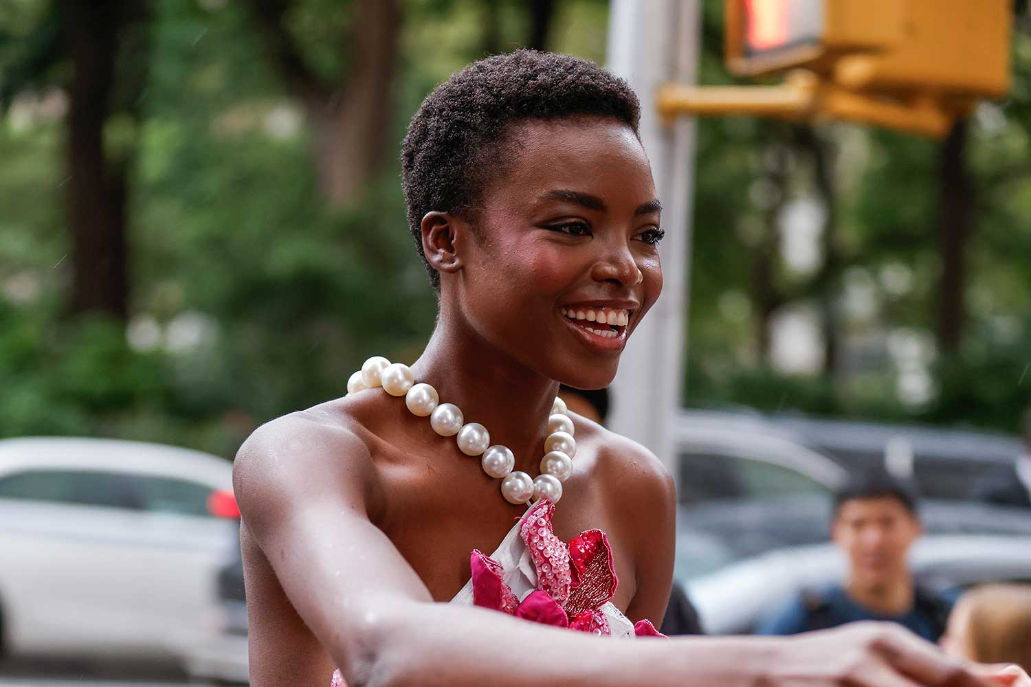 Leo Faria apresenta o livro "Street Colors" - CHNews