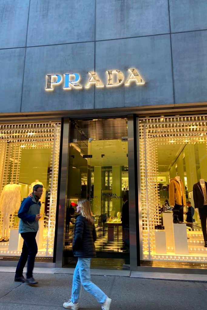 Prada compra edifício na Quinta Avenida por US$ 425 milhões