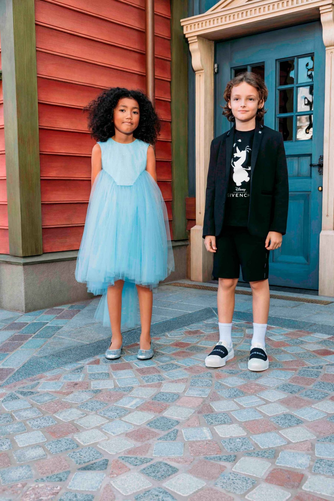 Givenchy e Disney criam coleção-cápsula de "Frozen" - CHNews