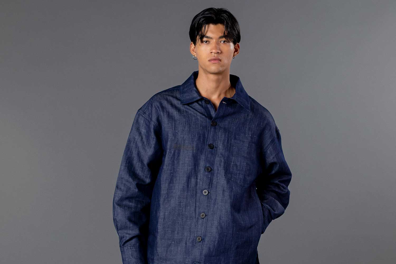 Mnmal apresenta jeans de cânhamo com a Vicunha - CHNews