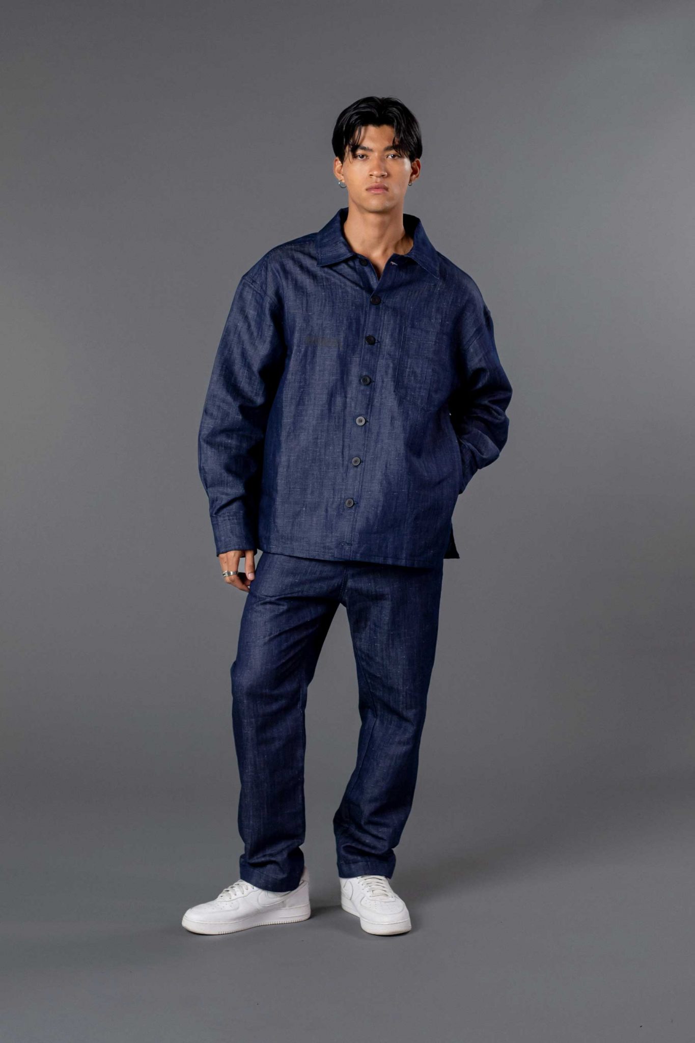 Mnmal apresenta jeans de cânhamo com a Vicunha - CHNews