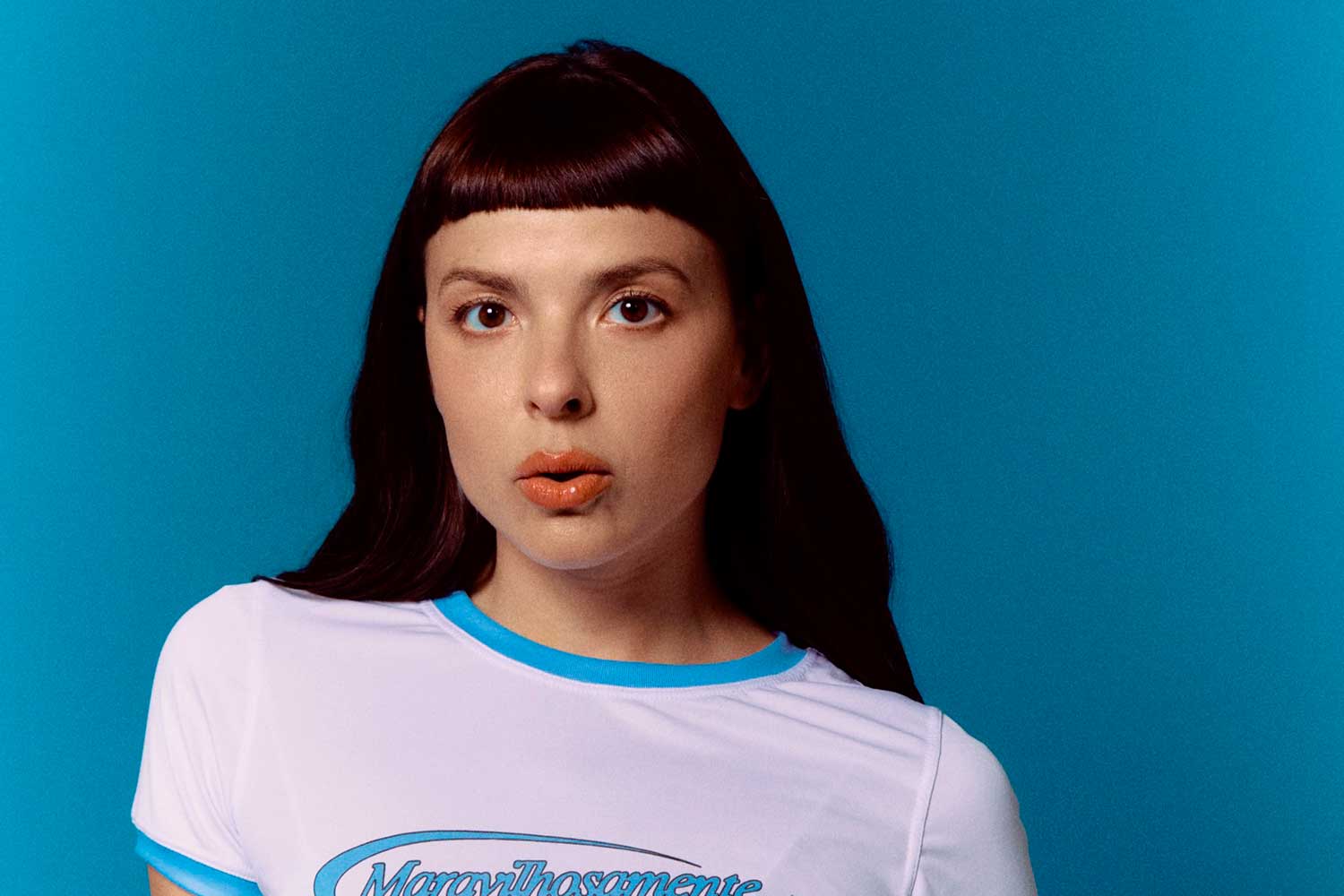 Julia Mestre apresenta show do álbum “Maravilhosamente Bem” no Sesc 24 de Maio - CHNews