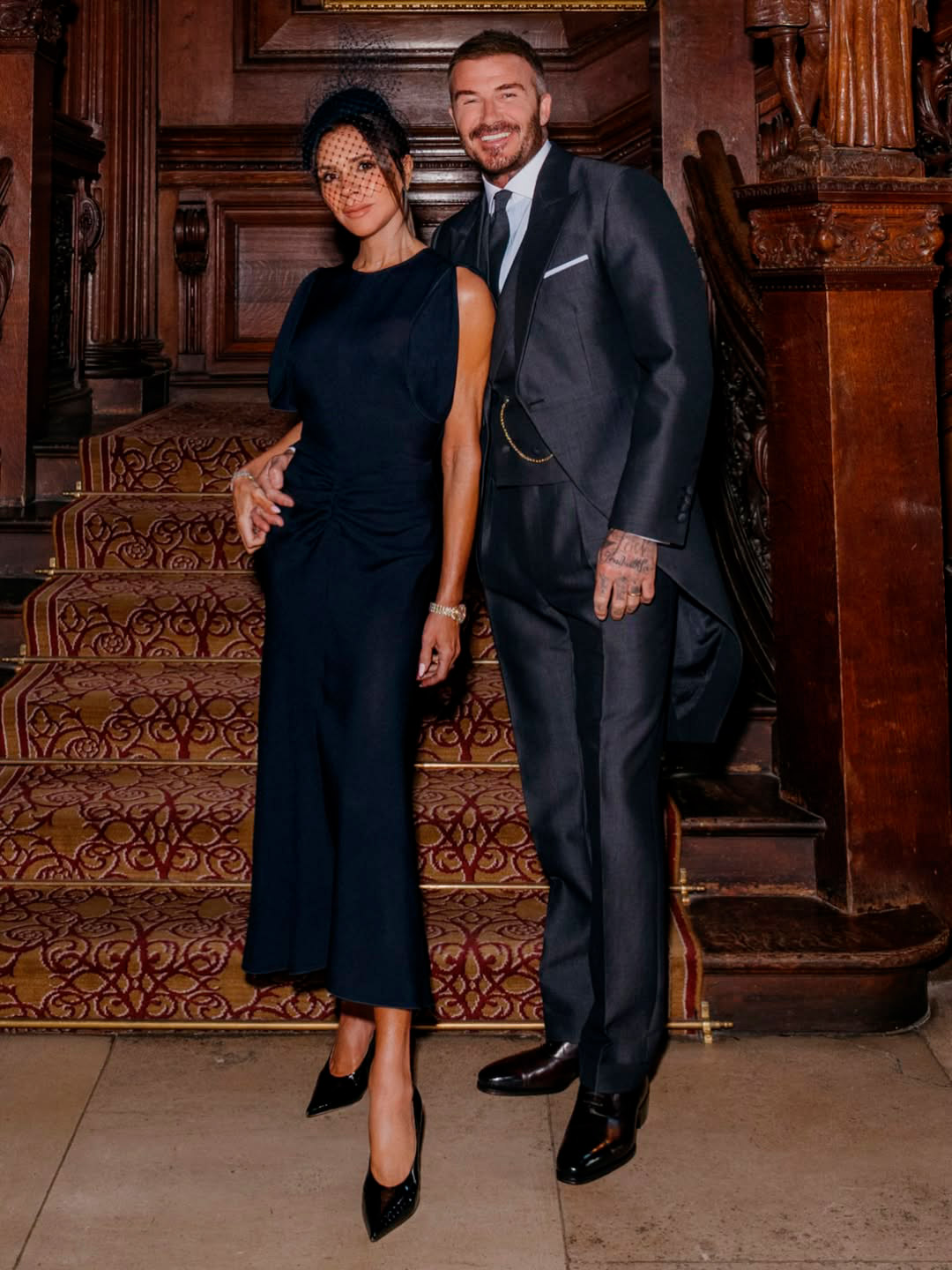 David Beckham usa primeira peça de menswear de Victoria Beckham para ...